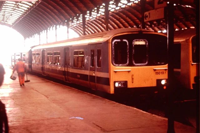 1990 BRITISH RAIL BR Diesel Loco 15013 Hull Railway Slide Ref 3259 £2. ...