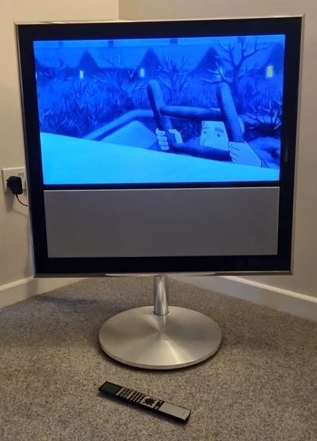 BANG & OLUFSEN Beovision 10-32” with Motorised Floorstand, Remote £0.99 ...
