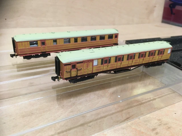 LOT..642B...N GAUGE DAPOL LNER TEAK COACHES..X..2......5542...9128 ...