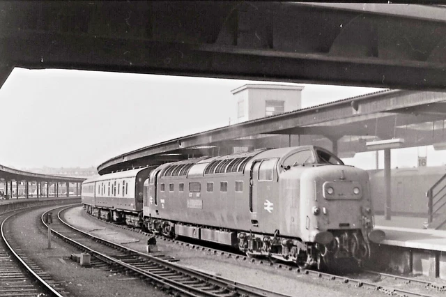 35MM NEGATIVE PRE-TOPS View Of Cl 55 Deltic At York 1970 £3.95 ...