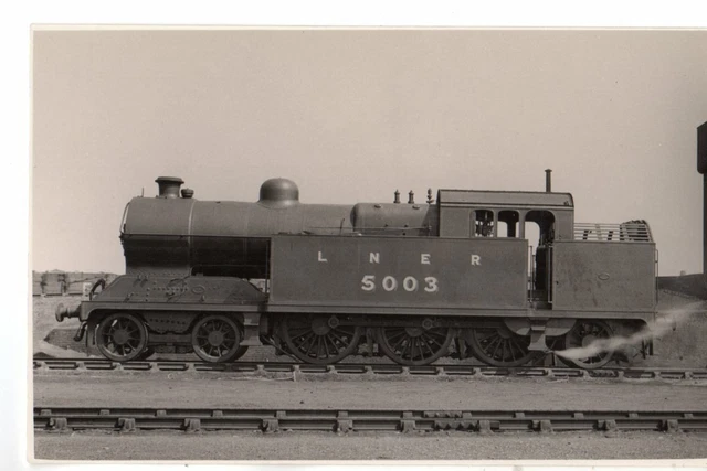 RAIL PHOTO LNER GCR 462t A5 5003 Neasden shed London 2view £2.59 ...