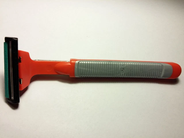 ORIGINAL GILLETTE CONTOUR Plus Rasierer Edelstahlkopf neu in OVP ...