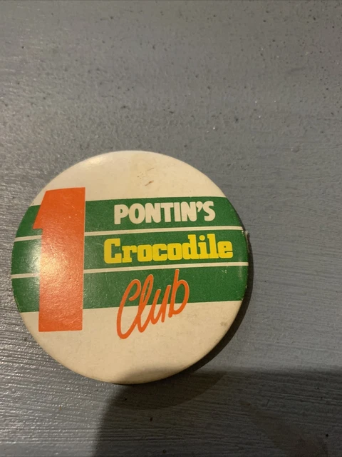 PONTIN’S HOLIDAY CAMP Crocodile Club 1 Pin Badge - Pontins £1.00 ...