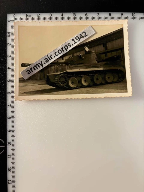 WW2 REPRO PHOTO Foto Wehrmacht Heavy Panzer Tank Pz VI Tiger 1 Kaserne ...