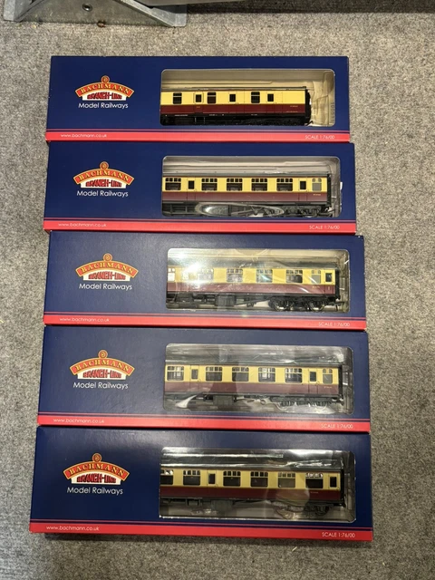 BACHMANN 'OO' Gauge Rake Of 5 Br Mk1 Crimson/Cream Coaches £104.69 ...