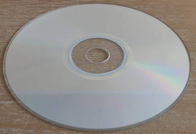 HYRULE MUSIC FROM the original Zelda Ocarina of Time N64 soundtrack CD ...