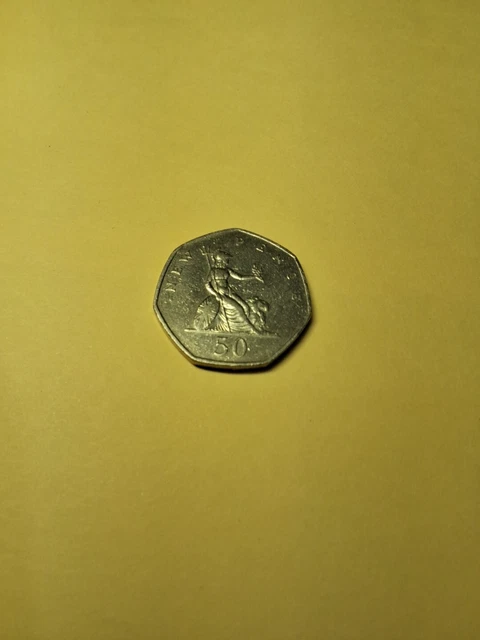 RARE BRITANNIA NEW Pence 1969 50p Queen Elizabeth II Collectible Coin £ ...