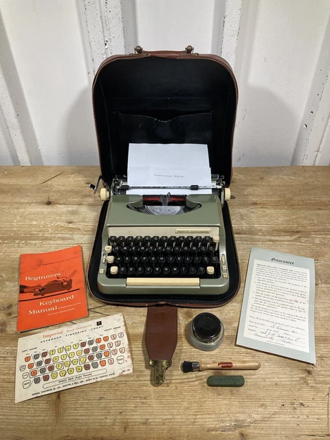 VINTAGE 1961 IMPERIAL Good Companion Model 7 Typewriter With Case And ...