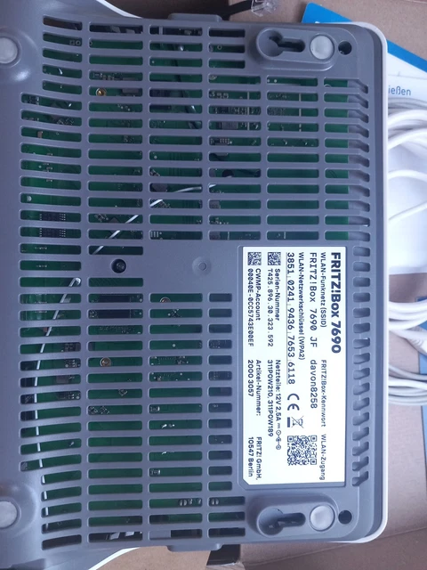 NEUE FRITZ!BOX 7690, VDSL, Wi-Fi 7, Smart Home, WLAN Router Fritzbox ...