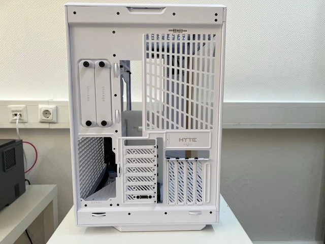 B-WARE PC-GEHÄUSE HYTE Y70 Touch Infinite Snow White EUR 299,00 ...