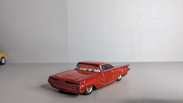 MATTEL DISNEY CARS Diecast 1:55 Lenticular hydraulic Ramone Version 2 ...