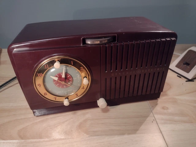 VINTAGE GENERAL ELECTRIC GE Model 64 Tube Type Table Radio - Works! New ...