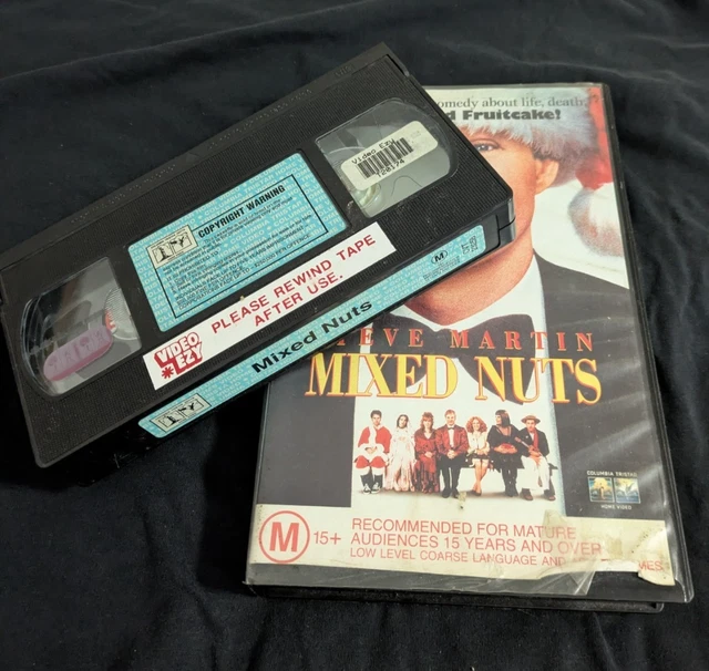 MIXED NUTS (VHS, 1995) Steve Martin, Madeline Kahn, Robert Klein, Nora ...