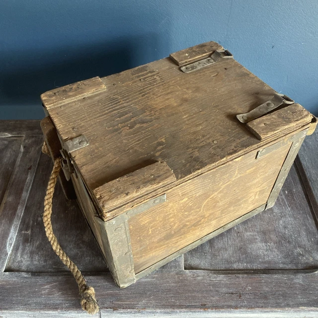 SECOND WORLD WAR 1945 military wooden box with lid and rope £56.88 ...