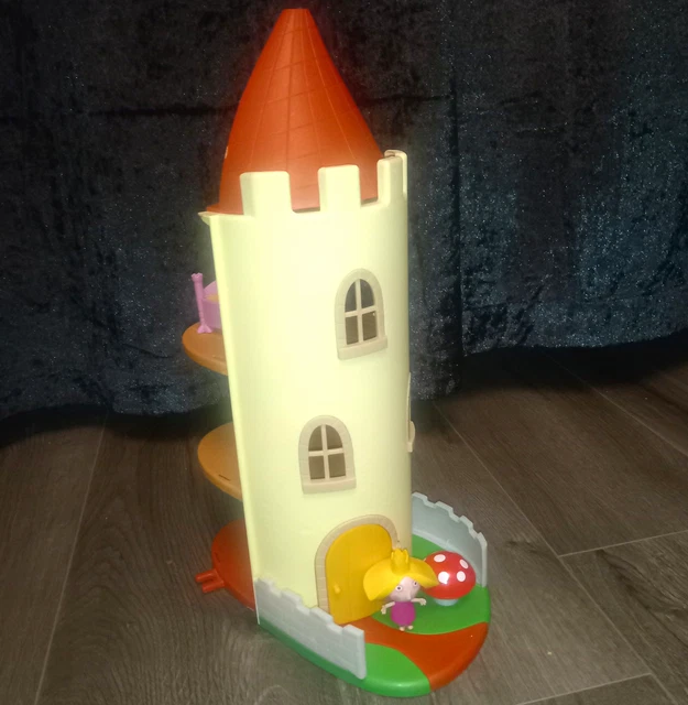 BEN AND HOLLY Plastic Castle Doll's House Tower Playset w/ Bed & Figure ...