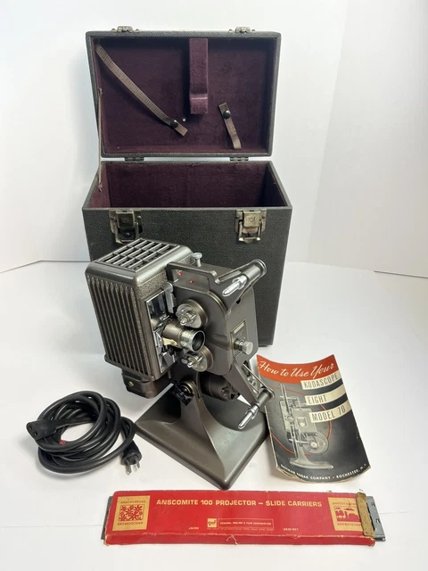 VINTAGE KODAK KODASCOPE Eight Model 70 8mm Film Projector w/ Case ...