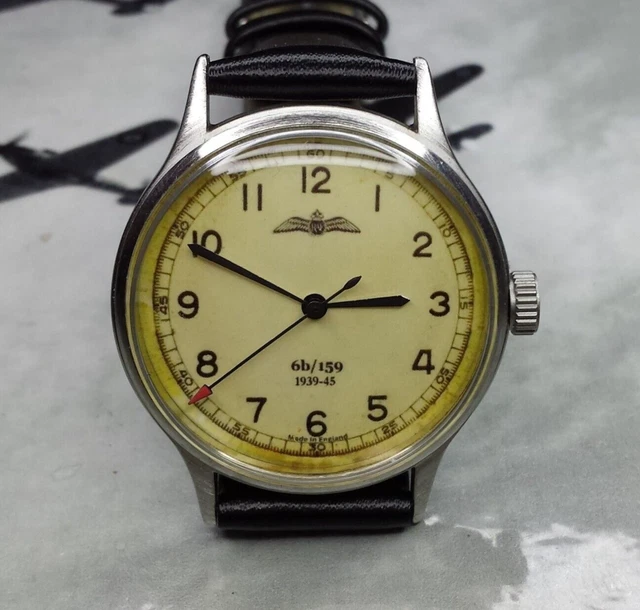 A CUSTOM MADE 'WW2 RAF Spitfire Pilots' Style Homage Quartz Watch Sweep ...