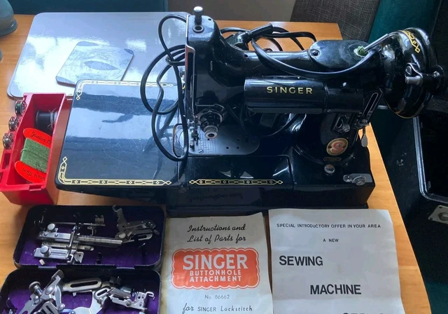 RARE SINGER MINIATURE Sewing Machine With Button Hole Attachment ...