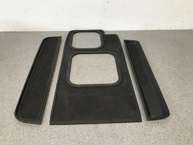 LAND ROVER DASHBOARD Rubber Mats Manual Ref fm52 £17.99 - PicClick UK