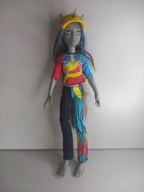 MONSTER HIGH NEIGHTHAN Rot Unicorn Zombie £8.00 - PicClick UK
