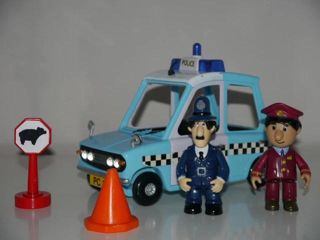 POSTMAN PAT TOYS Large Friction Police Car PC Selby & AJ Figures Extras ...