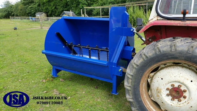 MINI MUCK MANURE Spreader Three point linkage 2 cubic yards J Silk Agri ...