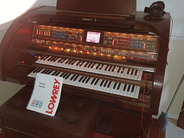 LOWREY SENSATION SU/430 Organ With Stool £800.00 - PicClick UK