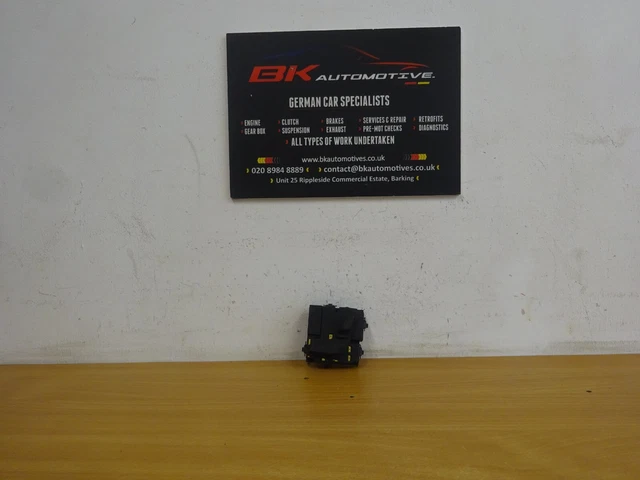 GENUINE MERCEDES E Class W212 Passengers Side Seat Control Switch ...