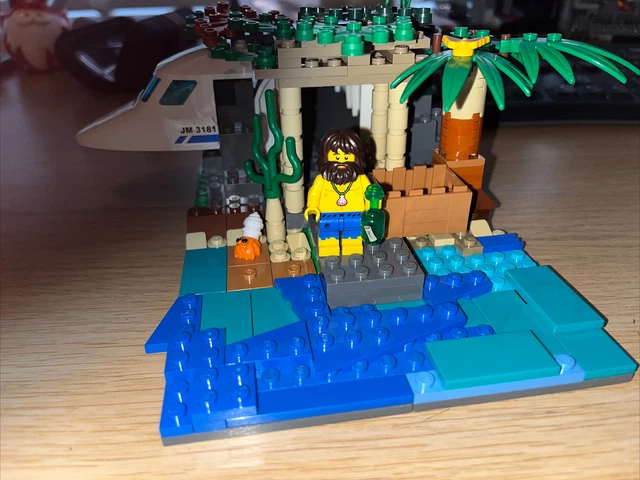 AIRCRAFT JUNGLE CRASH Site Castaway Island MOC With Mini Figure £14.99 ...