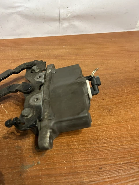 MERCEDES-BENZ E W212 #D399 A2129066201 Moteur Pièces de Compartiment ...