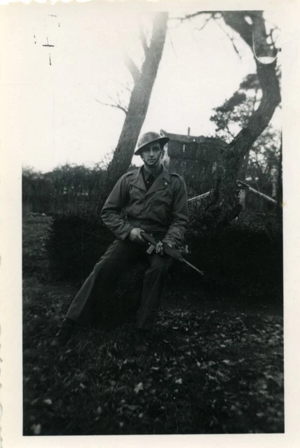 FRANCE SOLDIER WITH light machine gun Old Photo february 1945 EUR 19,20 ...