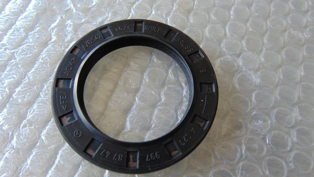 JOINT À LÈVRES Vitesses Mercedes A0239978747 Mesure 42 X 62 X 8/9 EUR ...