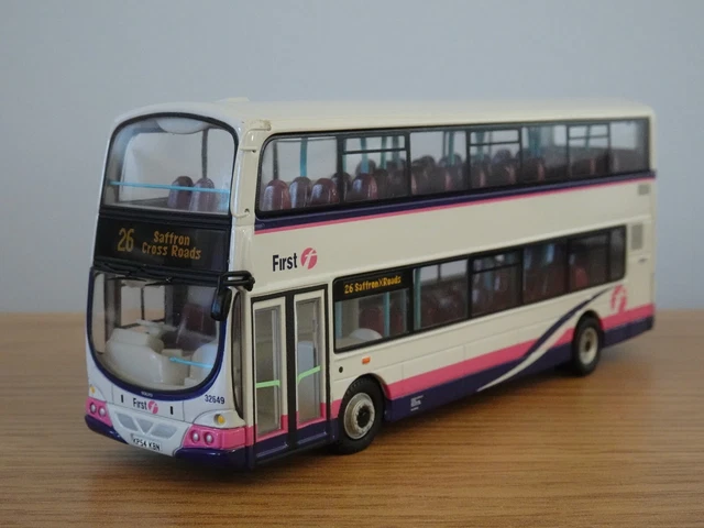 CORGI OOC FIRST Leicester Wright Eclipse Gemini Bus Model Om99186 1:76 ...