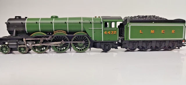HORNBY FLYING SCOTSMAN 4472 LNER Locomotive made in China EUR 58,47 - PicClick IT