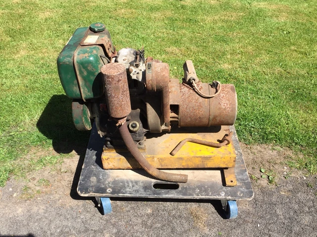 LISTER PETTER DIESEL AA1 engine and 110 V Markon generator draper flood ...