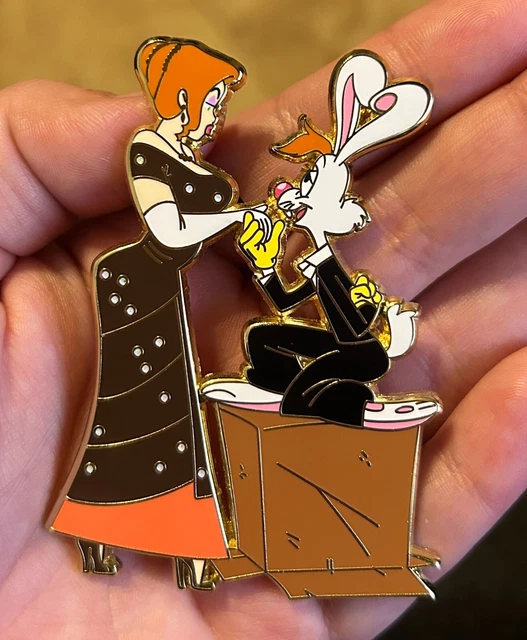 DISNEY WHO FRAMED Roger Rabbit - Roger and Jessica Rabbit Titanic ...