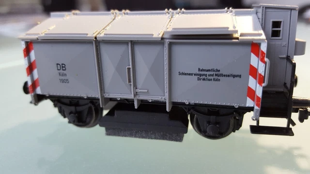 MÄRKLIN 46046, H0, Klappdeckel - Schienenreinigungswagen mit 8 ...