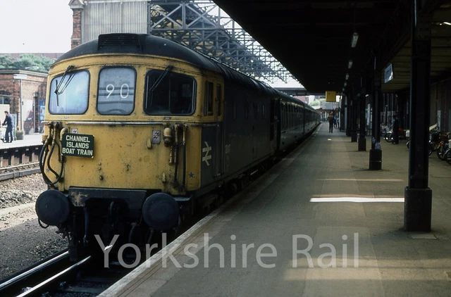 35MM RAILWAY SLIDE Class 33 | 33117 | Bournemouth 1985 + copyright £4. ...