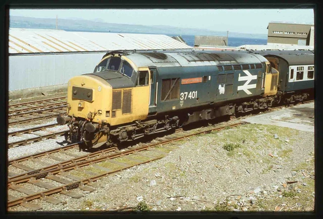 35MM SLIDE BR British Rail Diesel Loco Class37 37401 mallaig 5 1987 ...