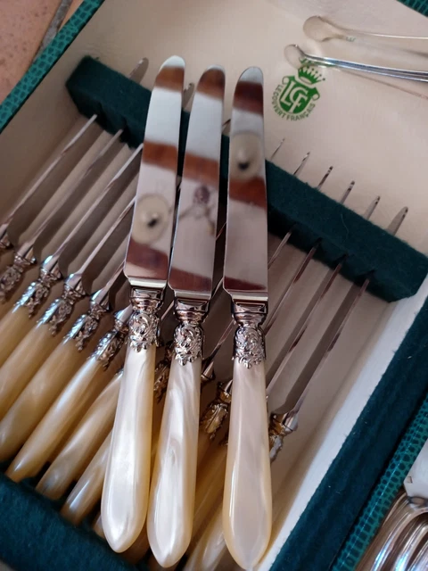 15 PETITS COUTEAUX Scof france modèle pompadour. Très bon état EUR 210 ...