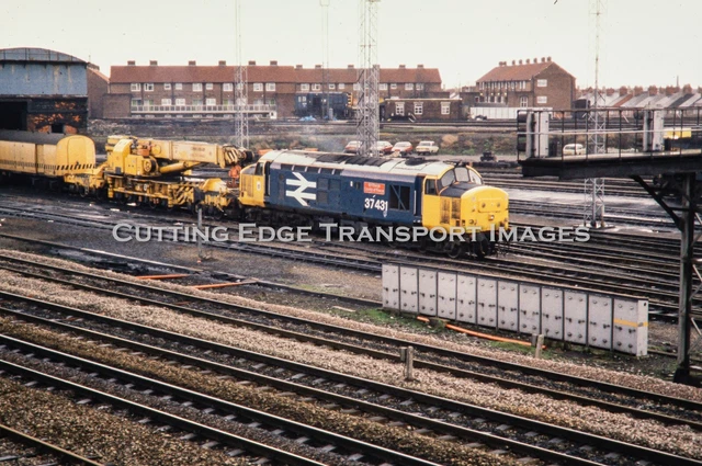 ORIGINAL RAILWAY SLIDE: Class 37 Diesel 37431 at Cardiff Canton 1989 D ...