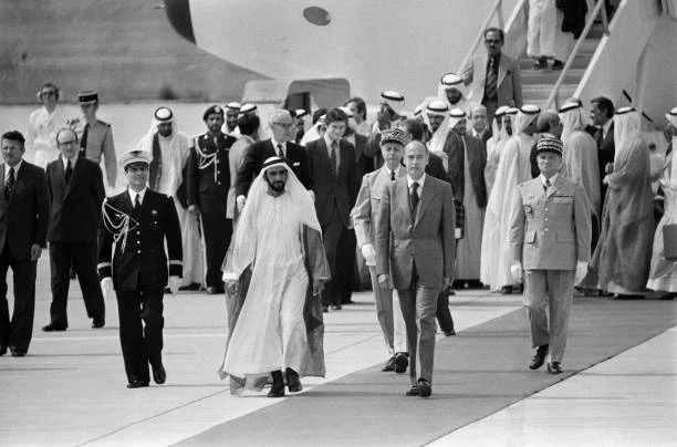 SHEIKH ZAYED BIN Sultan al-Nahyan in Paris 1975 OLD PHOTO 8 EUR 6,30 ...