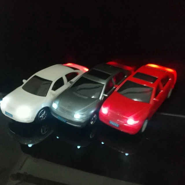 SANDTISCH AUTO MODELLAUTO Farben zufällige LEDs Layout Modell Spur N ...