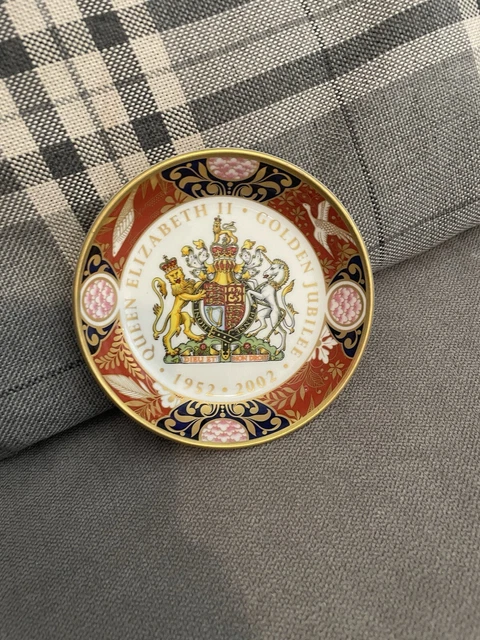 ROYAL WORCESTER PLATE Queen Elizabeth 11 £20.00 - PicClick UK
