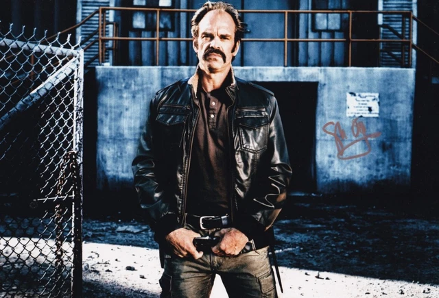 STEVEN OGG SIGNED autograph 20x30cm THE WALKING DEAD in Person ...
