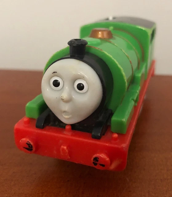 THOMAS & FRIENDS Trackmaster Motorised Surprised Percy RARE shocked ...