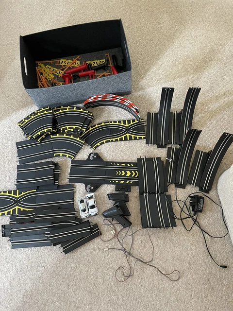 TOYS R US Fast Lane Racing Set Speed Chaser Like-Scalextric £15.00 ...