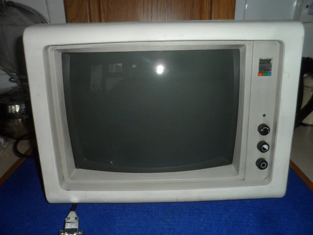 VINTAGE IBM PERSONAL Computer Colour Color Display Monitor 9 PIN Model ...