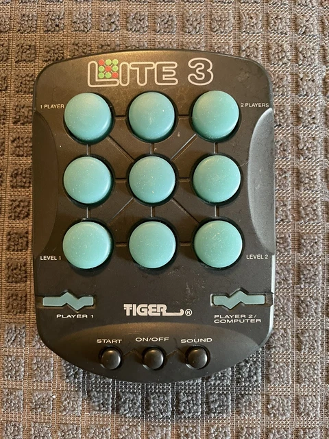 VINTAGE 90'S TIGER Electronics Lite 3 Tic Tac Toe Handheld Game 1996 £8 ...