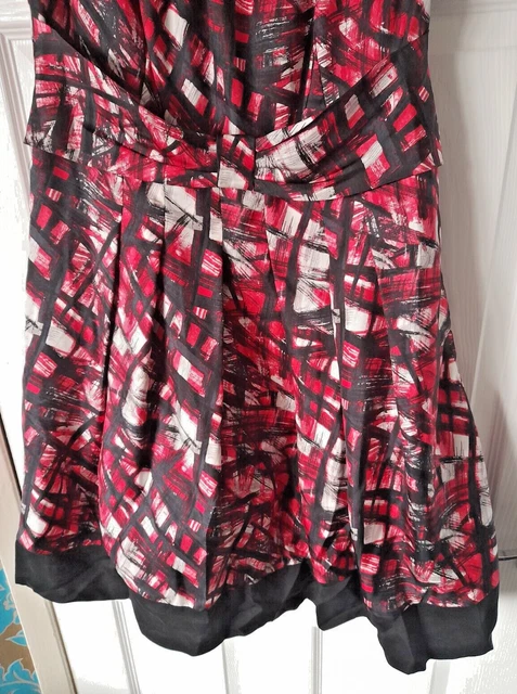 JOHN LEWIS HIJKLM UVWXYZ Red White Black Metallic Skater Dress Size UK ...